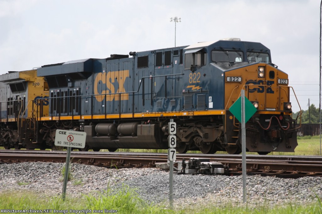 CSX 822
